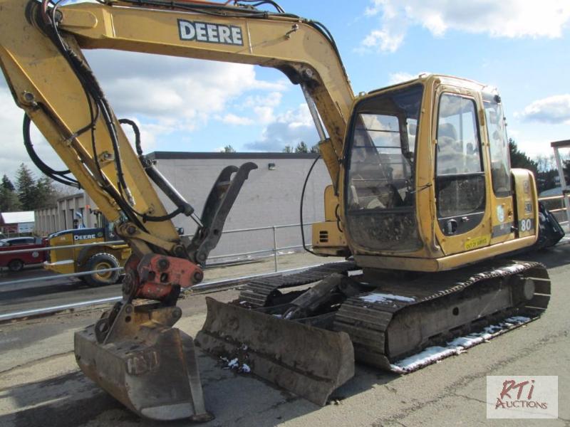 John Deere 80 excavator, S/N P00080X100199, h... | December NetAuction ...